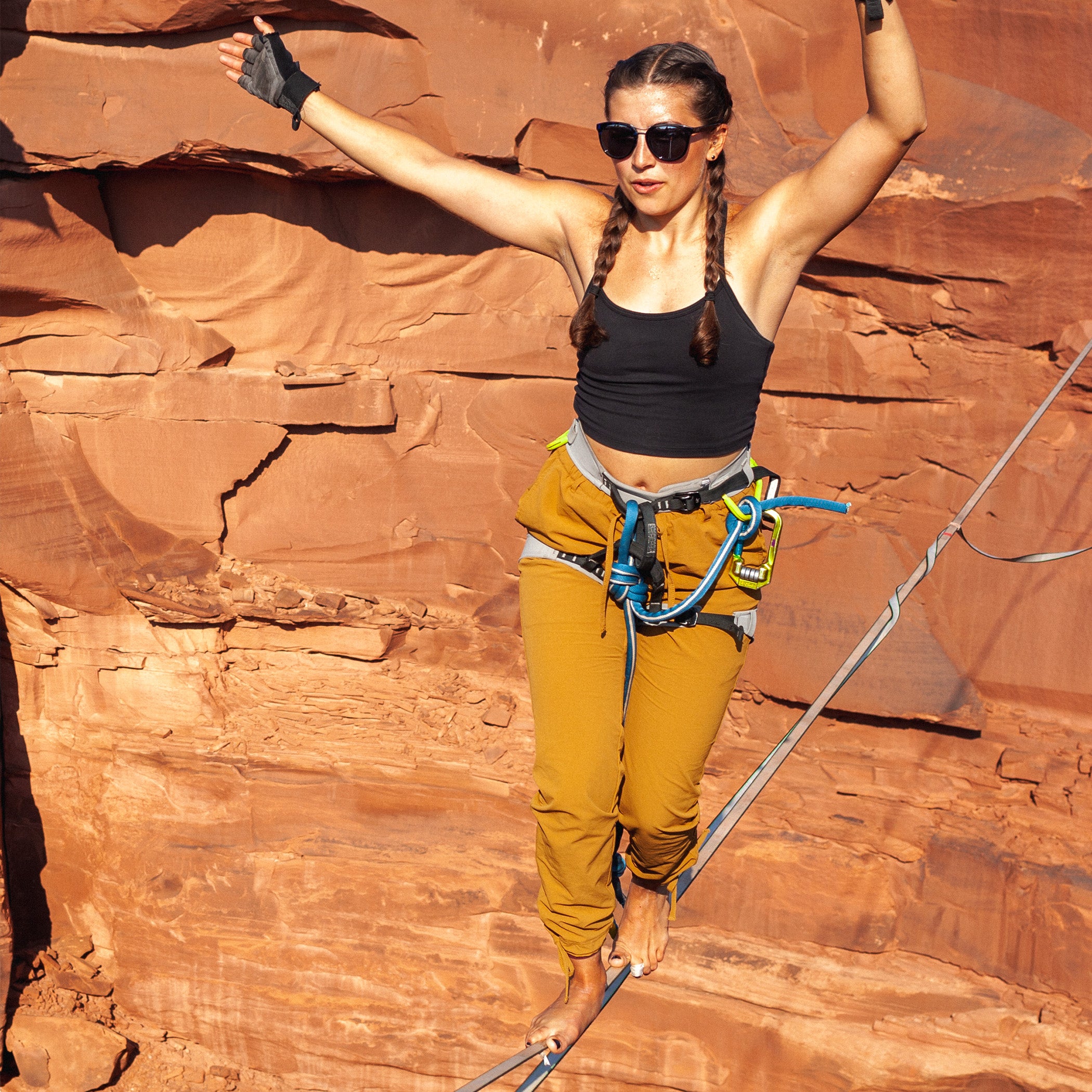 Explore the Outdoors in Comfort with Trailhead Pants | Coalatree